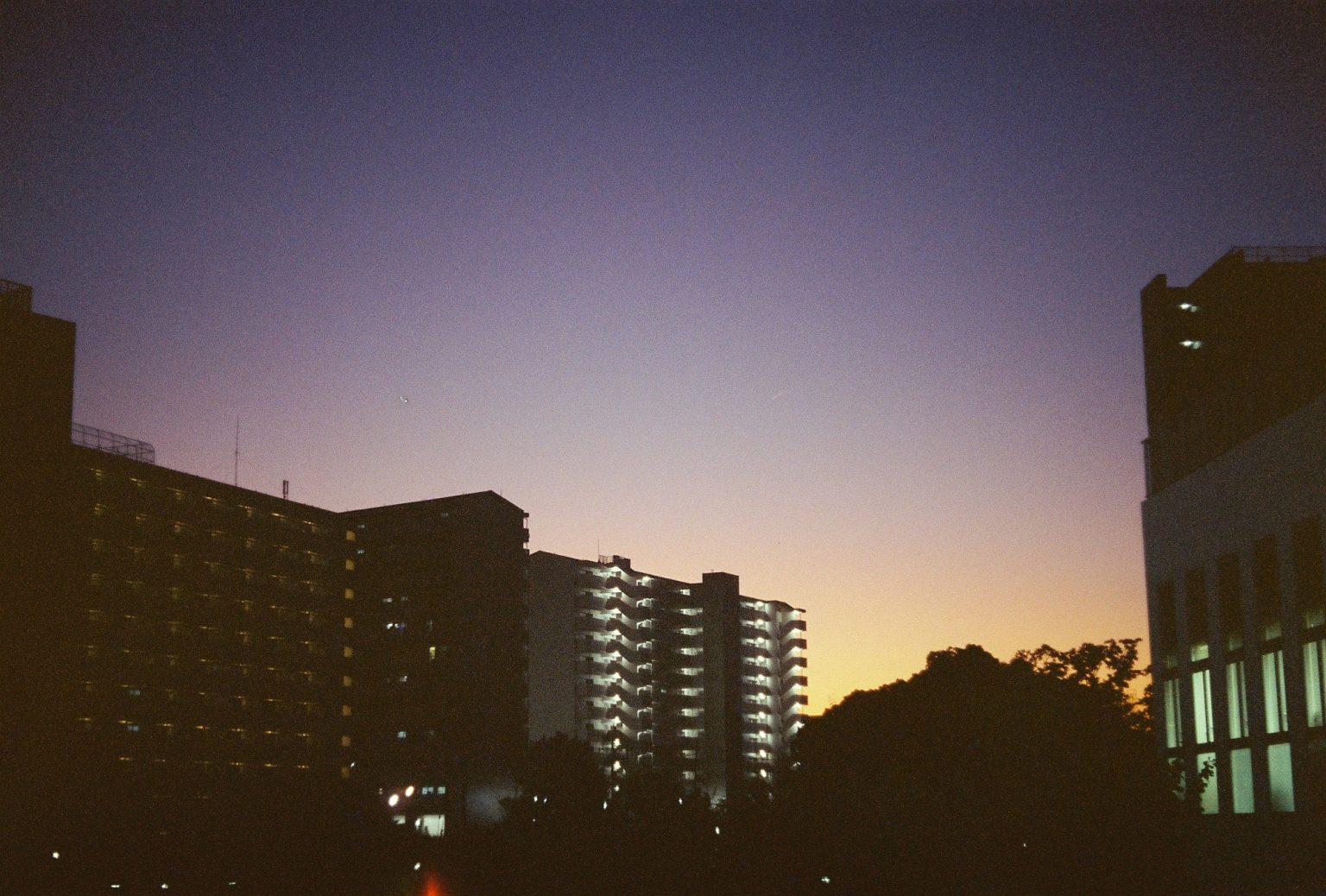 【低感度タングステンフィルム】AMBER T200 使用レビュー